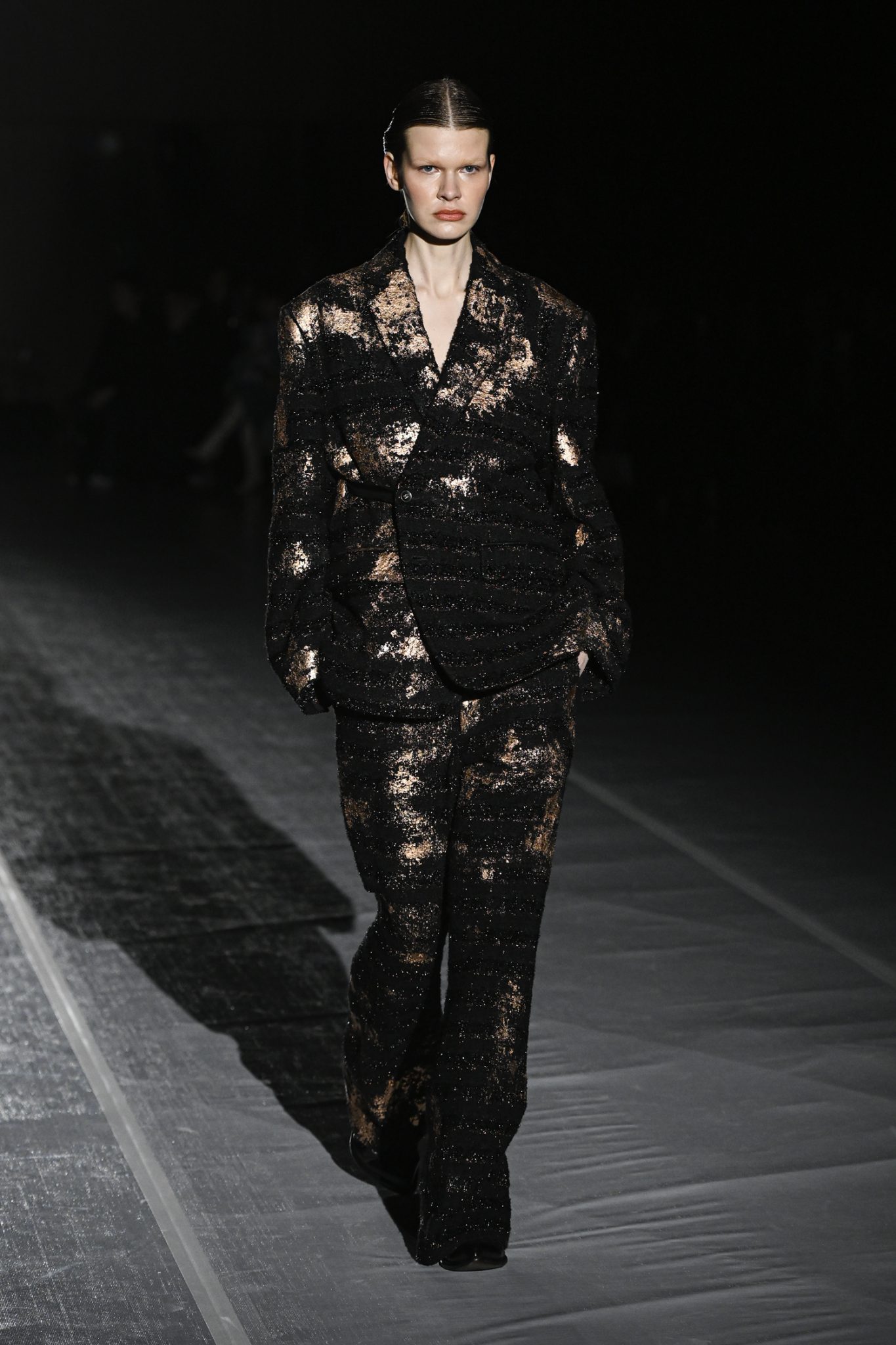 【TANAKA】Fall＆Winter2025 RUNWAY SHOW | THE-SELECTION MAGAZINE